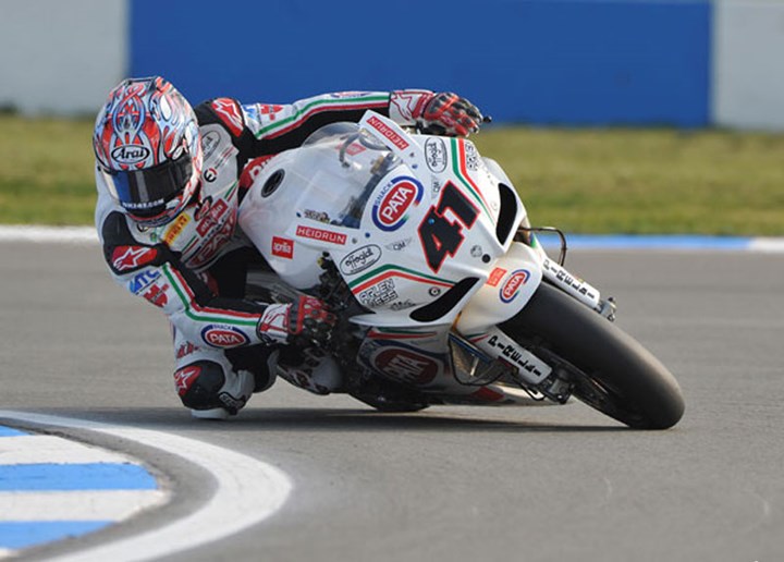 Nori Haga WSB Donington 2011 : Duke Video